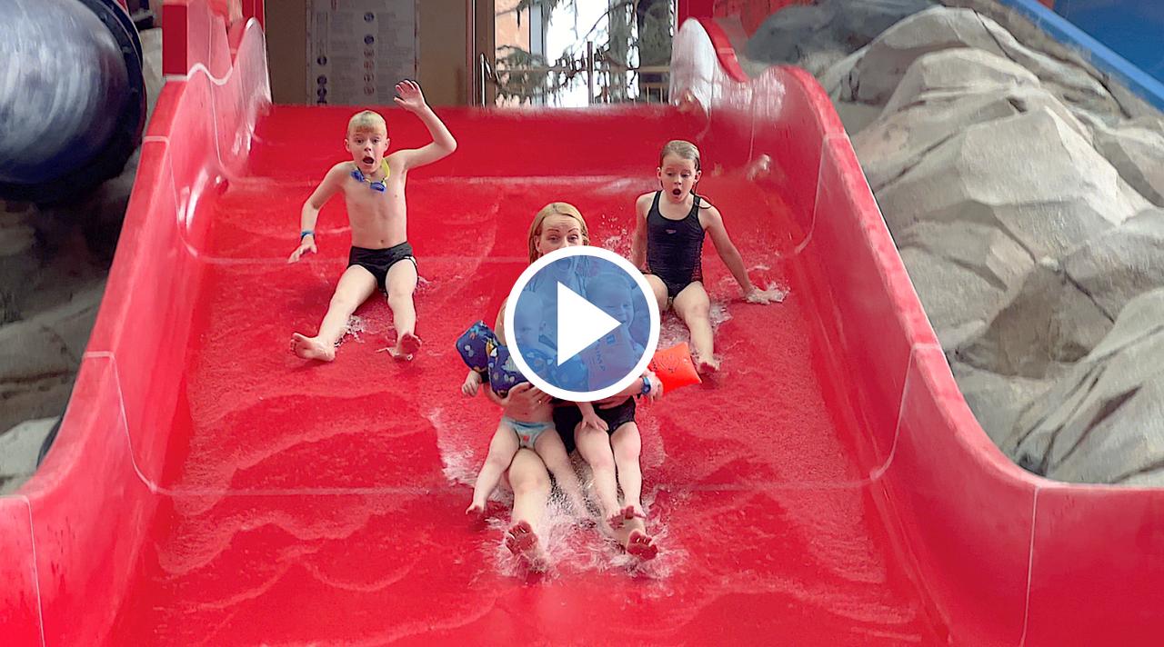 DAGJE iN MEGA WATERPRETPARK! | Bellinga Vlog #2825 / Bellinga TV